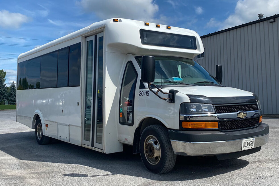 Coaches & Buses - Franklin Coach Lines